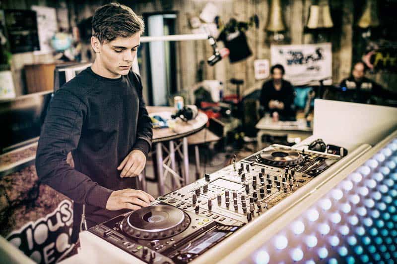 The Top 25 Best Most Popular DJs In The World